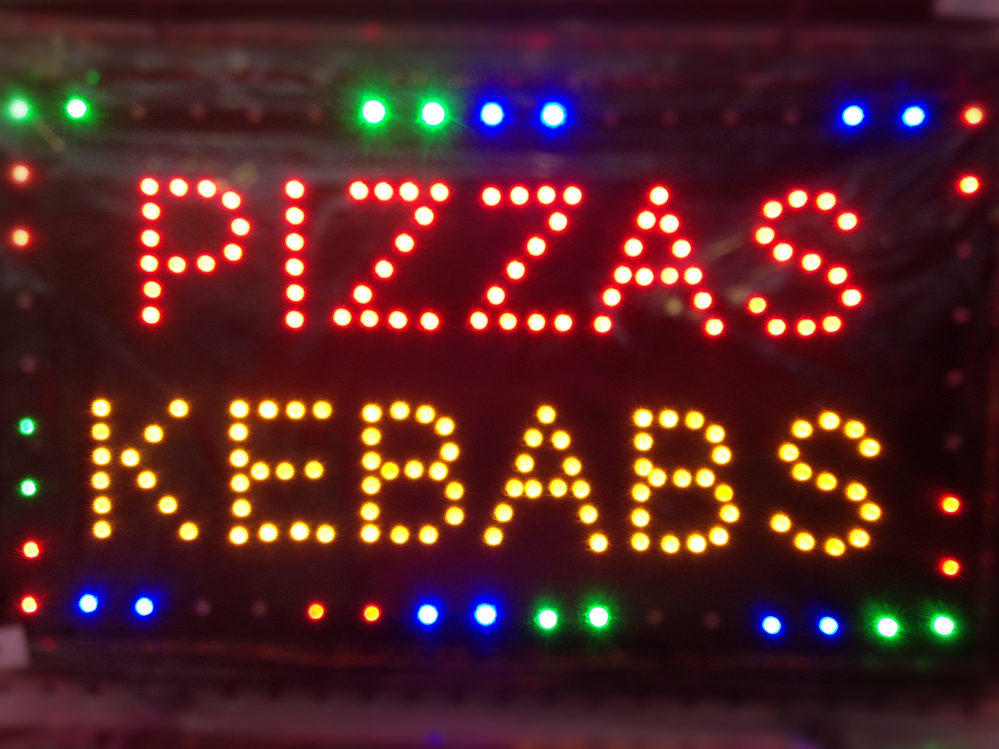 "PIZZAS KEBABS" LED Sign 55X33cm – Evertronics